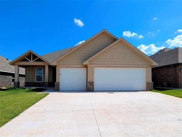 11716 SW 15th Ter, Yukon, OK 73099