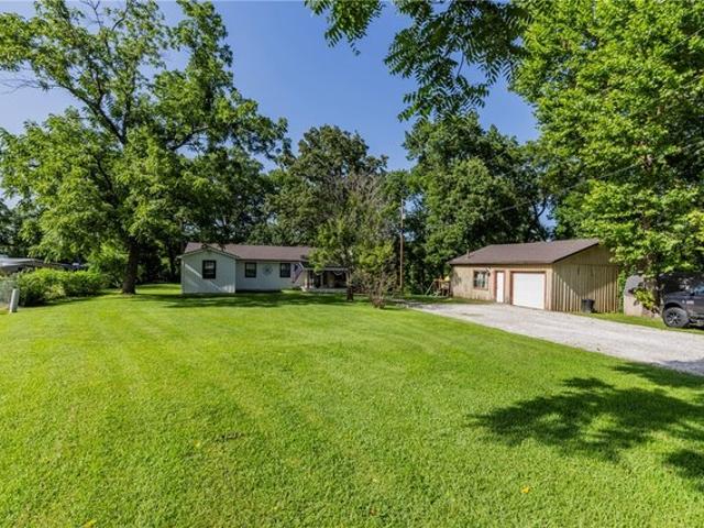 11718 S Landers Rd, Rogers, AR 72756