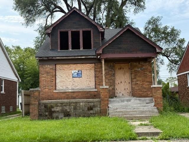 11718 Sanford St, Detroit, MI 48205