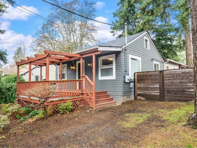 11719 SE Boise St, Portland, OR 97266