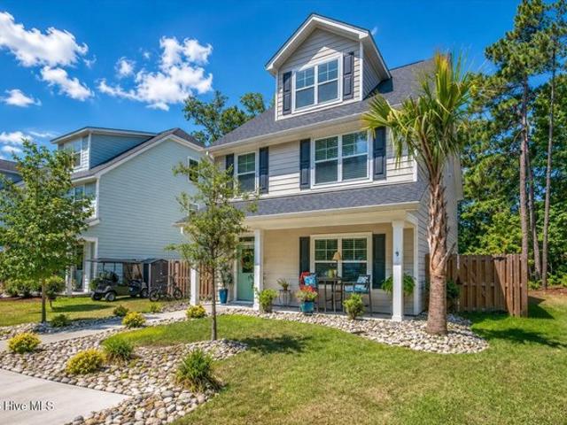 1171 N Caswell Ave, Southport, NC 28461