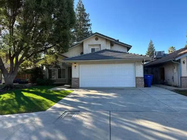 1171 E Goshen Ave, Fresno, CA 93720 MLS# 620915