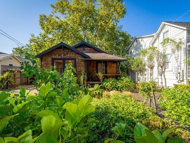 1171 Edwards St, Saint Helena, CA 94574