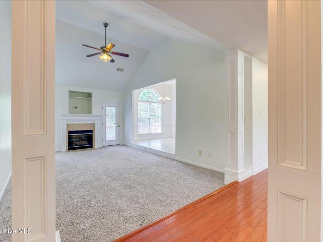 1171 Greenwich Pass