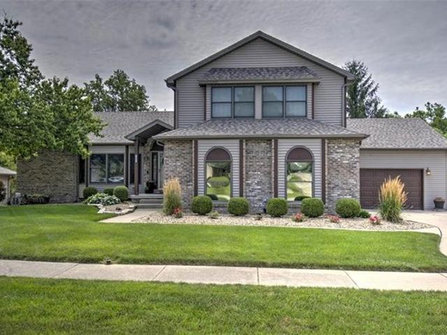 1171 Woodridge Ct, Decatur, IL 62526