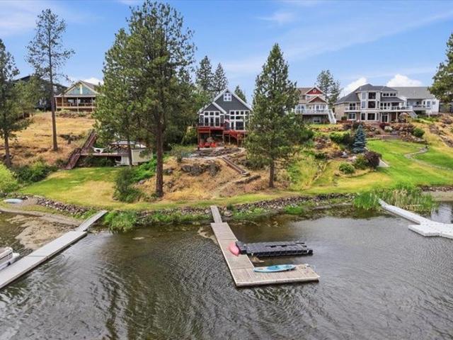 11723 S Greenfield Ln, Medical Lake, WA 99022