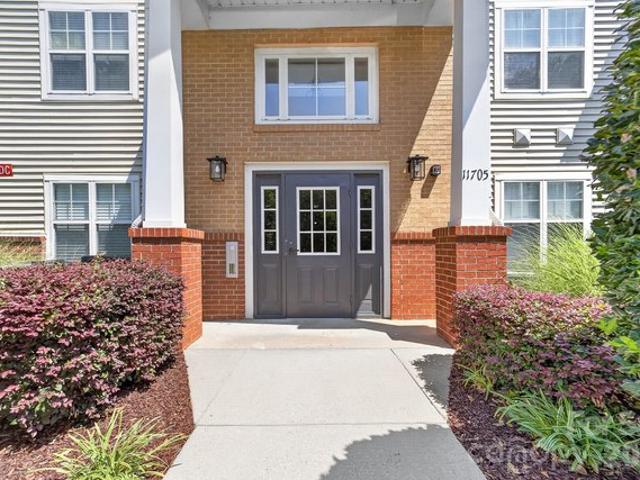 11721 Ridgeway Park Dr, Charlotte, NC 28277