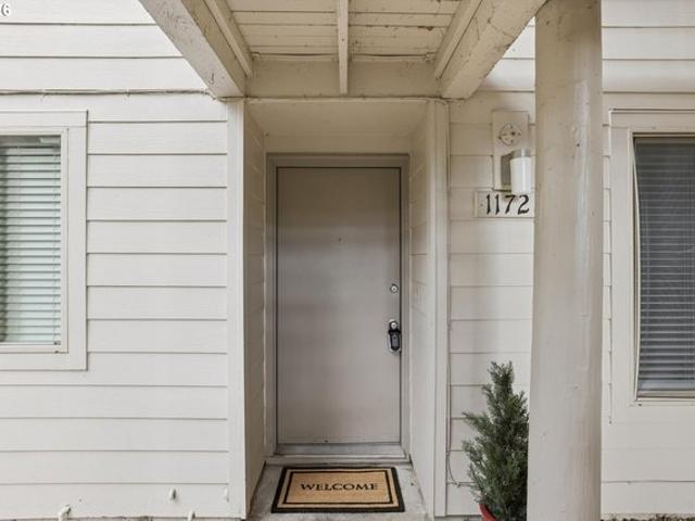 11721 SW Boones Bend Dr Unit 9 3, Beaverton, OR 97008