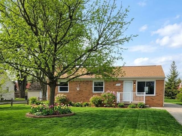 11722 Haller St, Livonia, MI 48150