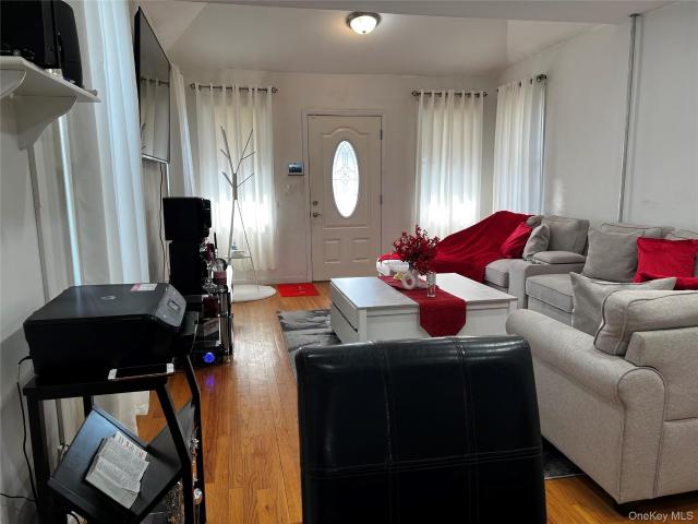 11727 th Street