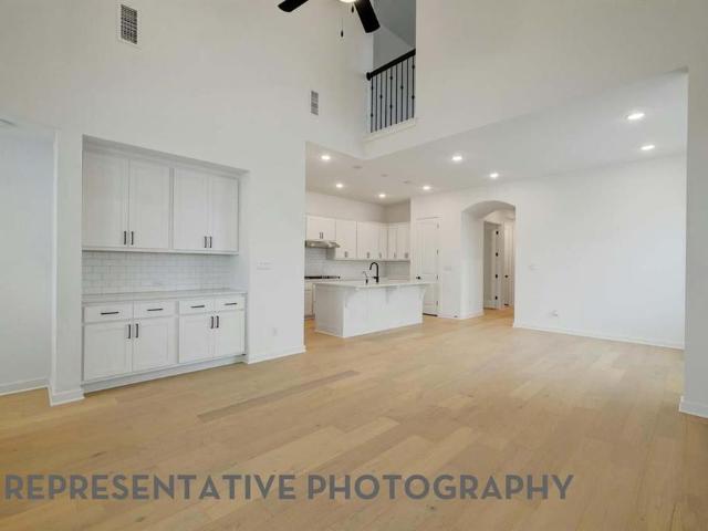11725 Treehouse Trail