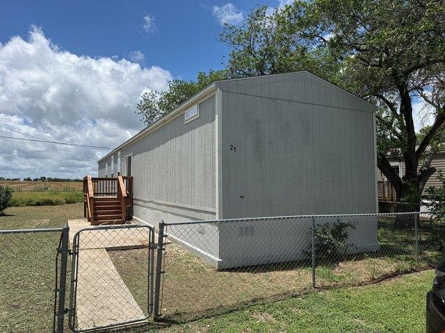 11725 W FM 2790 S Lot 21, LaCoste, TX 78039