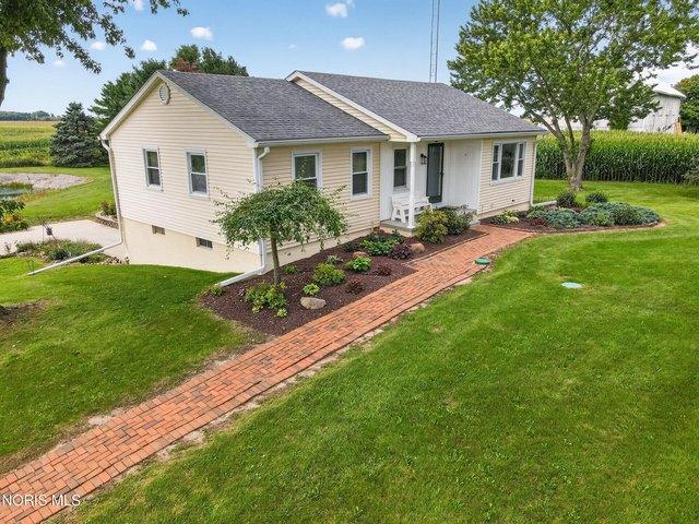 11725 Sylvania Metamora Rd, Berkey, OH 43504