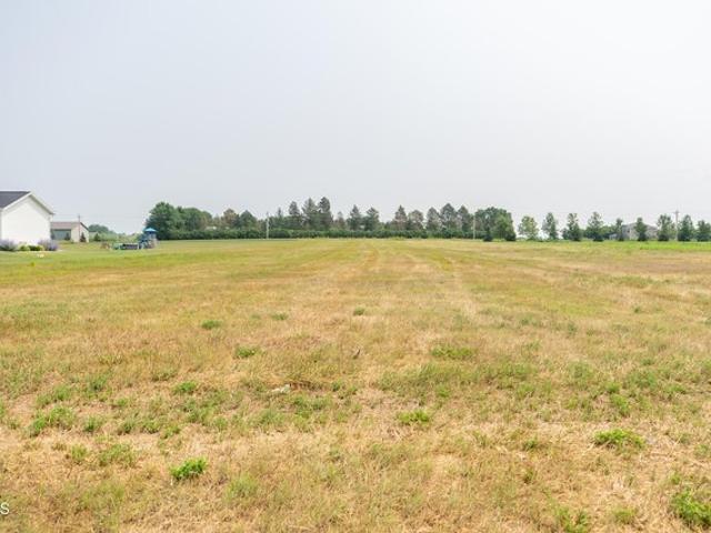 11729 Apple View Ln, Menoken, ND 58558