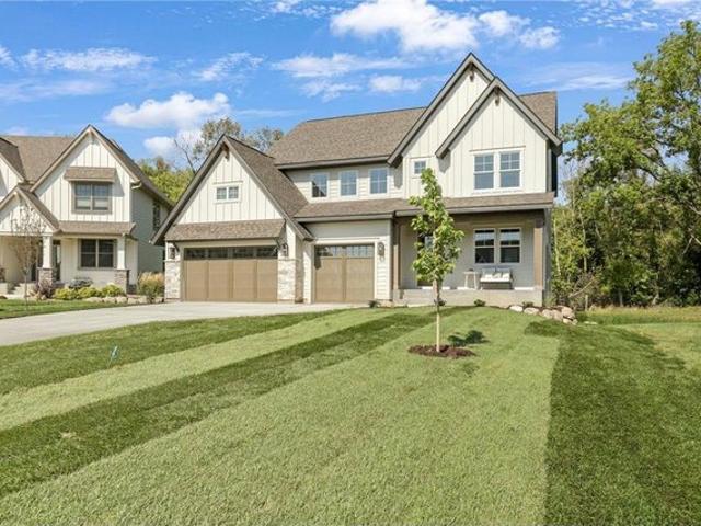 11729 Azure Cir, Inver Grove Heights, MN 55077