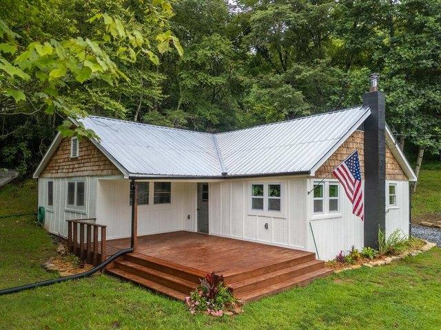 1172 Macktown Rd, Sylva, NC 28779