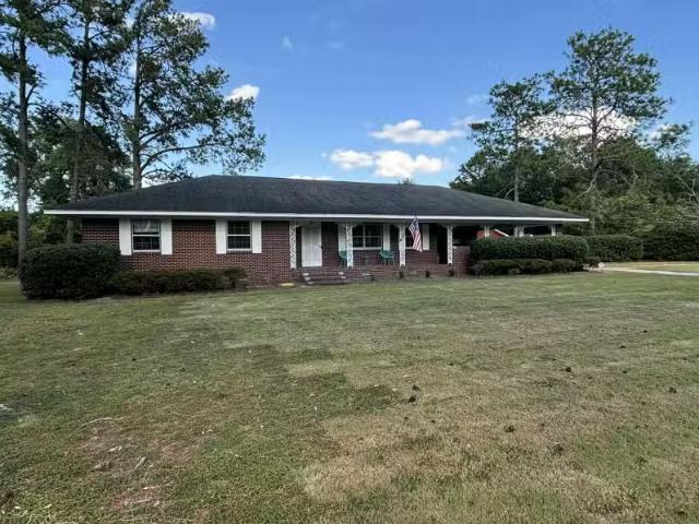 1172 Bennett Cir, Holly Hill, SC 29059 MLS 24027530