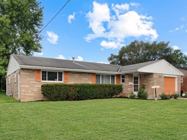 11731 Van Camp Ln, Springdale, OH 45246