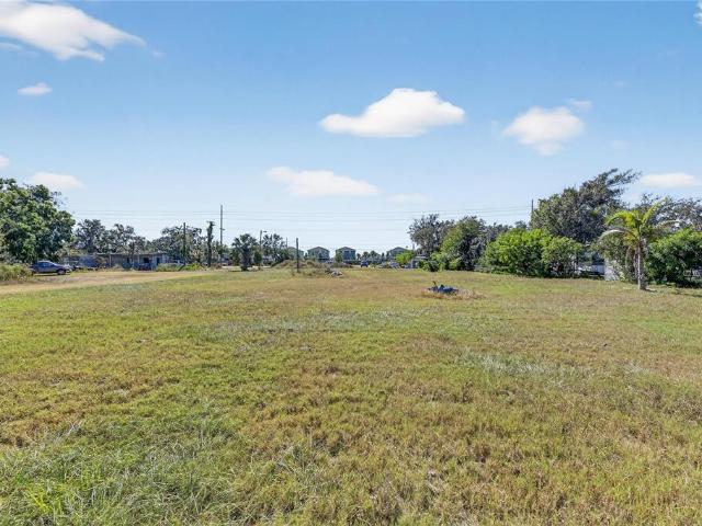 11734 Rhodine Rd, Riverview, FL 33569 | MLS #TB8441 | Compass