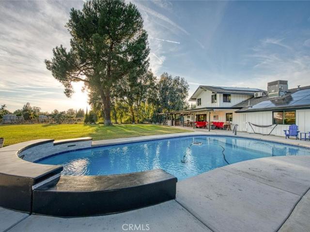 11735 E Santa Ana