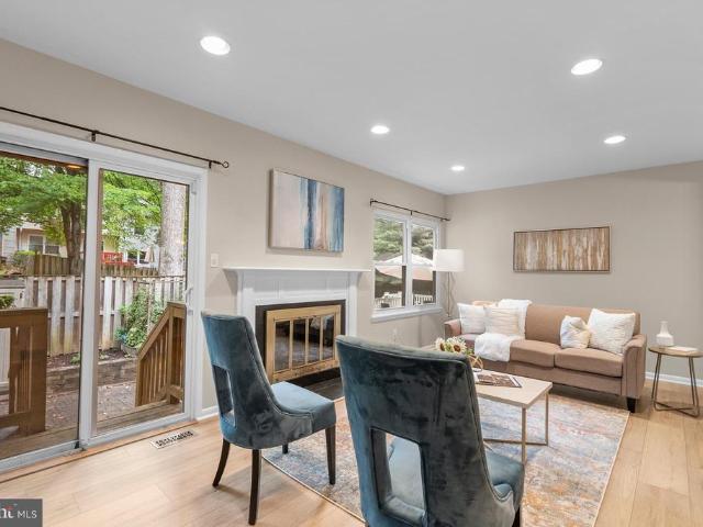11735 Summer Oak Drive