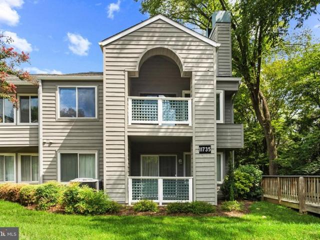 11735 Summerchase Cir Apt B, Reston, VA 20194