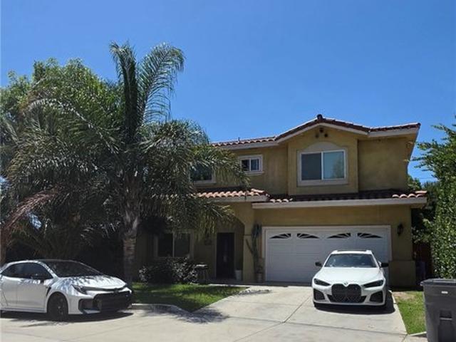 11739 Thorson Ave, Lynwood, CA 90262