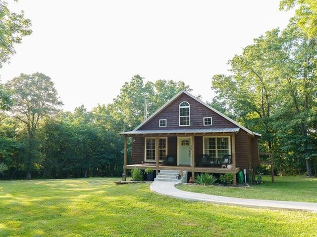1173 E Dade 152, Everton, MO 65646