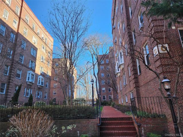 117 01 Park Lane South C2M