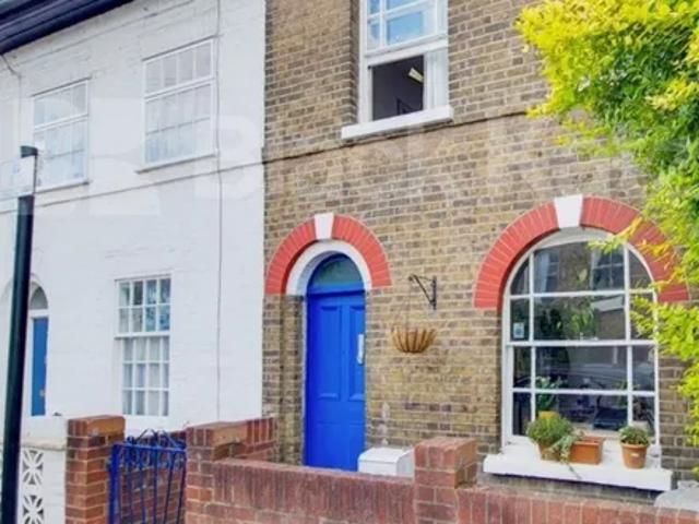 117. 203 Sussex Way, London, N19 4JF, United Kingdom | 3 bed townhouse for rent #167614419 | Rentberry