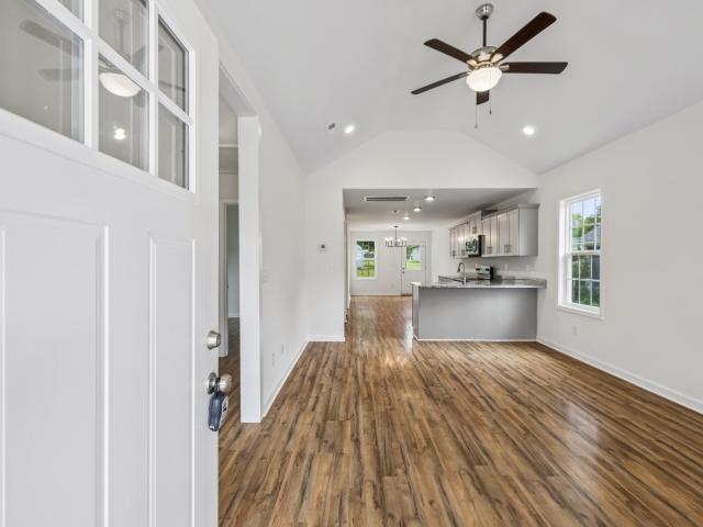 117 21st Ave W
