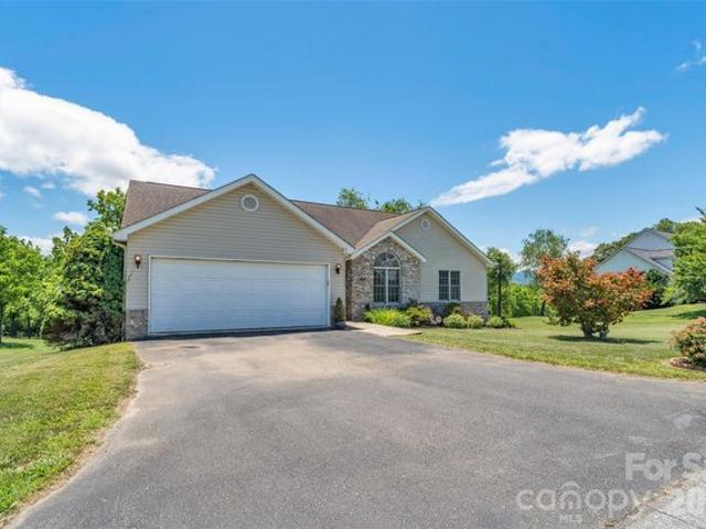 117 Caldonia Dr, Candler, NC 28715