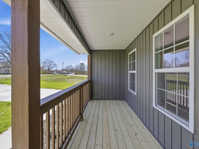 117 Creekside Drive