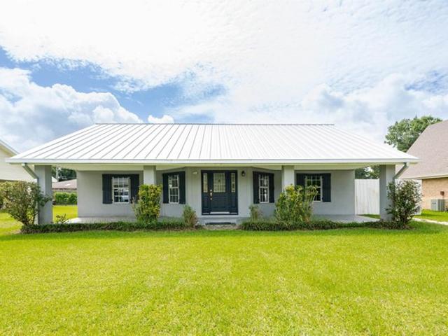 117 Crestwood Dr, Houma, LA 70364