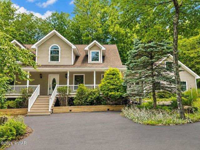 117 Cypress Ln, Greentown, PA 18426