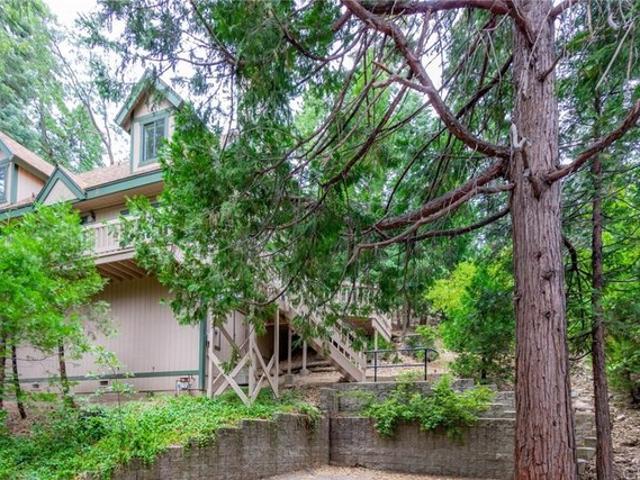 117 A Ln, Lake Arrowhead, CA 92352