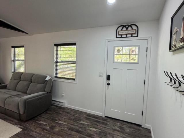 117 Andiron Way