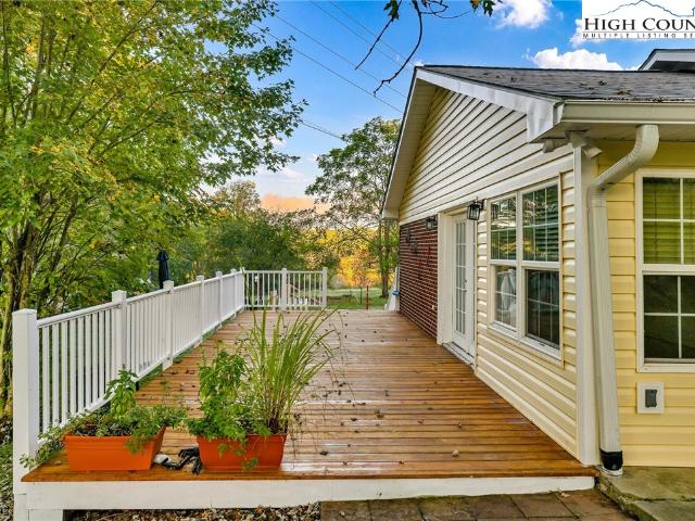 117 Andrews Ridge Road