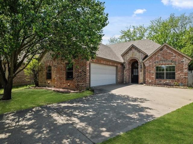 117 Ashlyn Ct, Whitesboro, TX 76273
