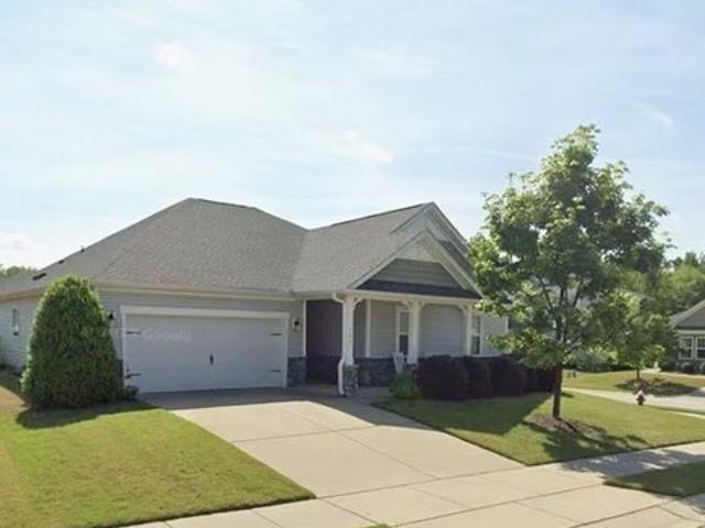 117 Autumn Crest Ln, Fuquay Varina, NC 27526