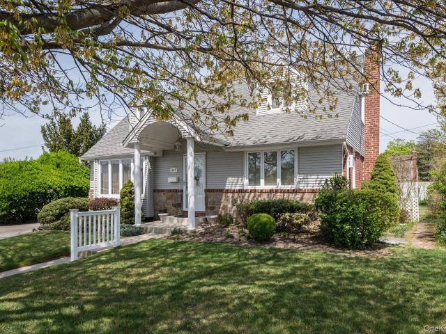 117 Betty Road