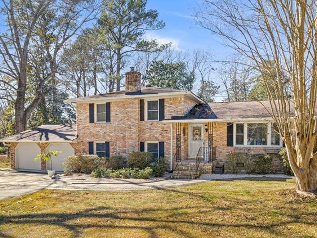 117 Goose Creek Dr, Goose Creek, SC 29445