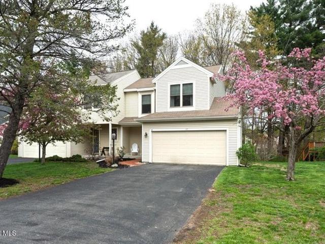 117 Garnett Ln, Slingerlands, NY 12159