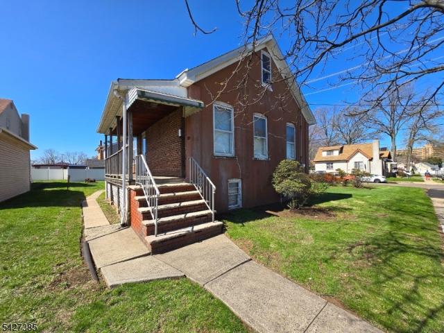 117 Grant St, Linden, NJ 07036 | MLS #4023 | Compass