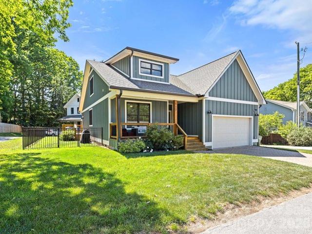 117 Dangerfield Ct, Asheville, NC 28806
