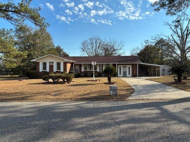 117 Deerfield Dr, Enterprise, AL 36330