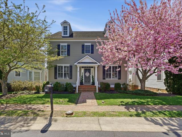 117 Desales Dr, Purcellville, VA 20132 | MLS #VALO2120 | Compass