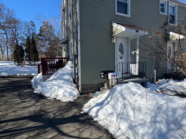 117 Dupont Pl, Unit 117, Bridgeport, CT 06610 | MLS #24154 | Compass