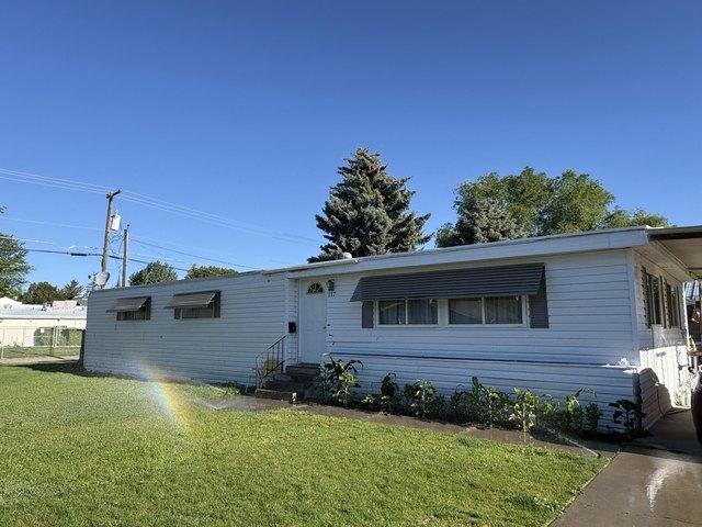 117 E 5th St, Shoshone, ID 83352