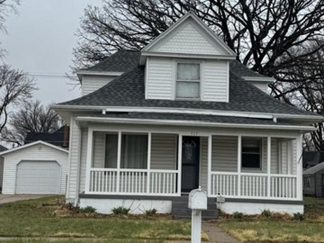 117 E 6th St, Hastings, NE 68901